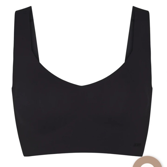 SKIMS | Intimates & Sleepwear | Nwot Skims Naked Plunge Longline Bra ...